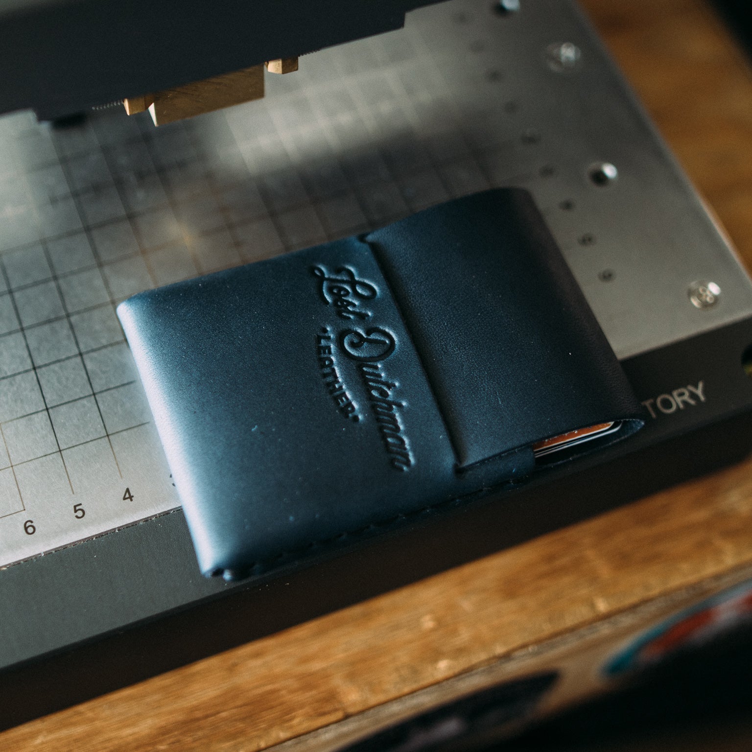 Handmade Leather Card Holder - The Thin Finn